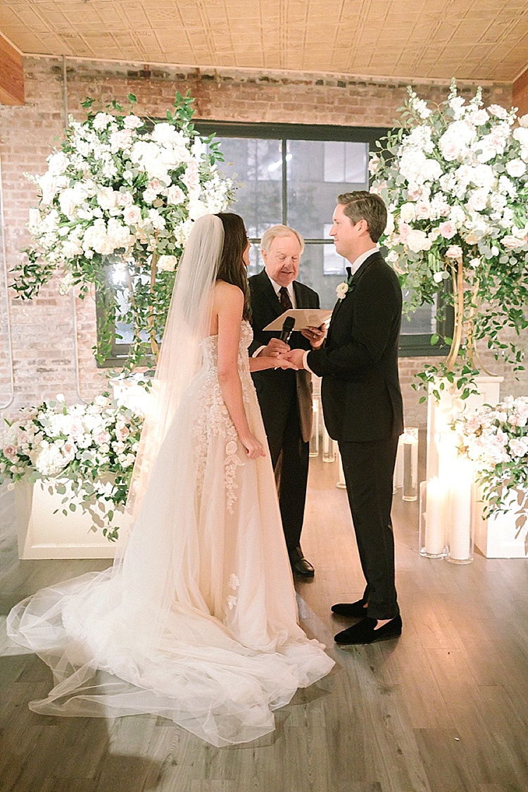 Caitlin + Brooks | New Orleans Wedding - elysejenningsweddings.com